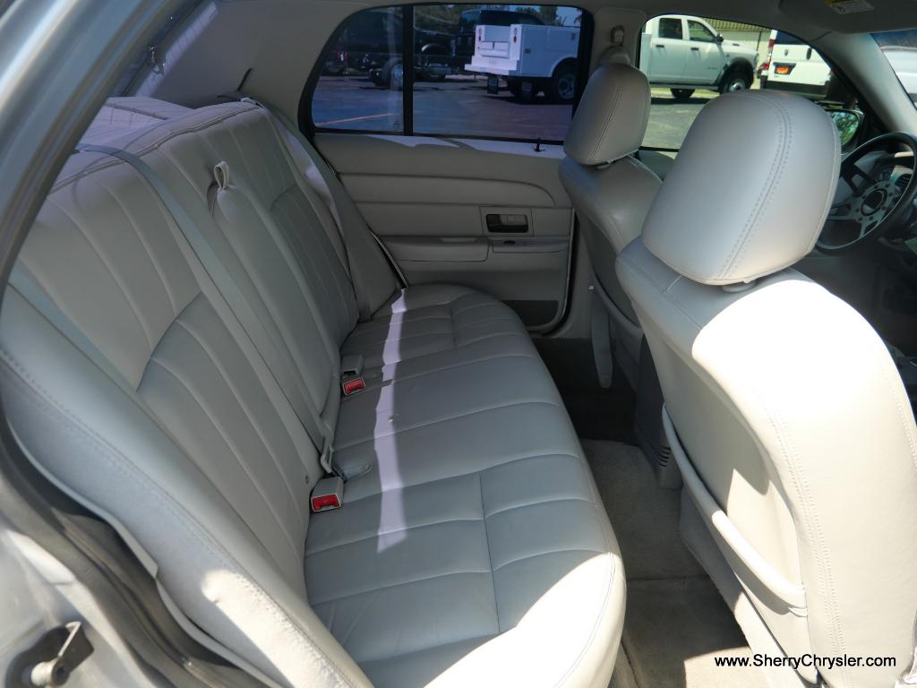 2003 Ford Crown Victoria LX | 29750B - Paul Sherry Chrysler Dodge Jeep ...