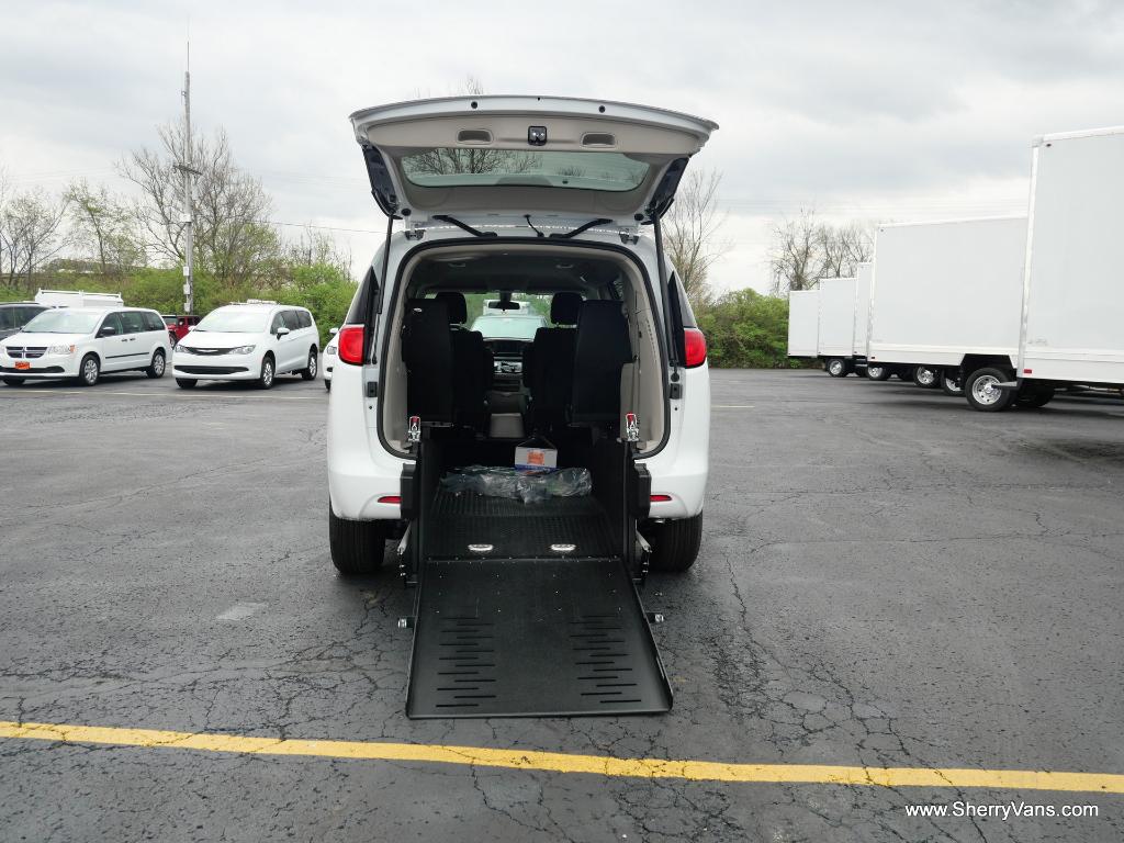 2022 Chrysler Voyager - VMI Mobility | 30563T - Paul Sherry Chrysler ...