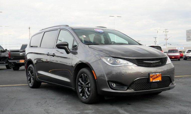 2020 Chrysler Pacifica Launch Edition S AWD | CP16898AT - Paul Sherry ...