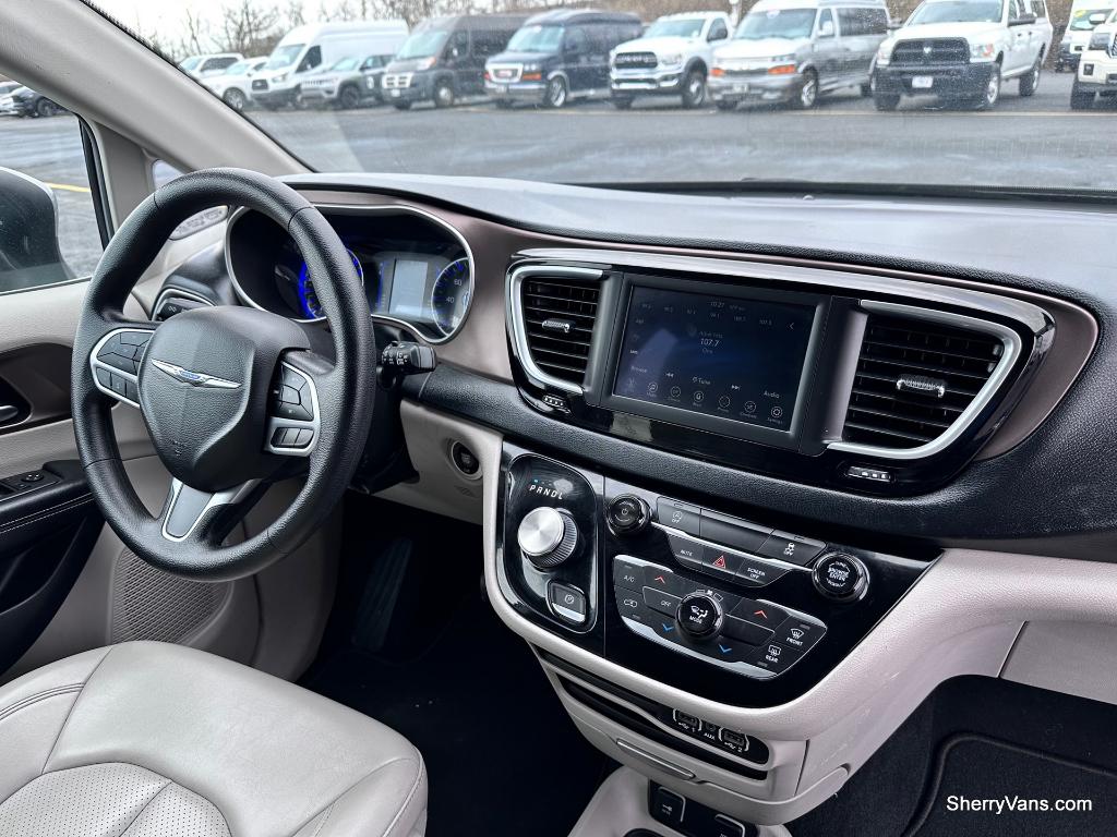 2021 Chrysler Voyager - ATS Rear-Entry Mobility | CP16937T - Paul ...