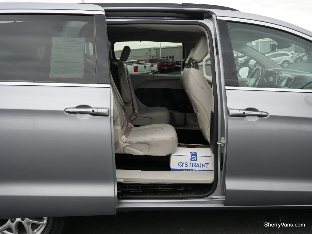 2021 Chrysler Voyager - ATS Rear-Entry Mobility | CP16937T - Paul ...