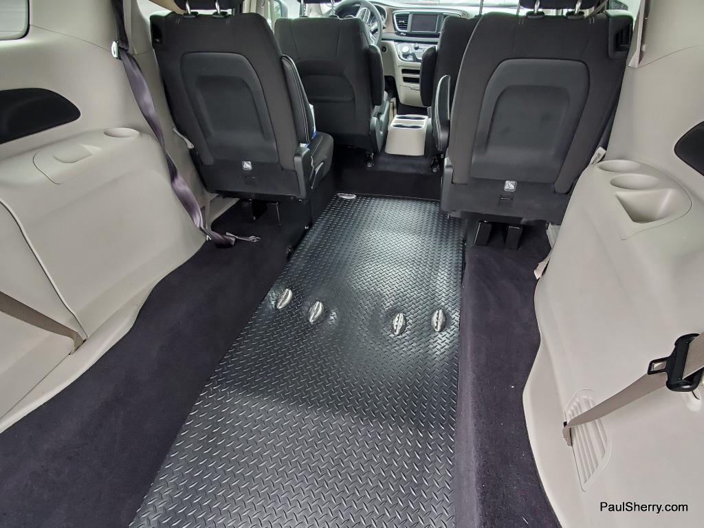 2022 Chrysler Voyager - ATS Rear-Entry Mobility | CP16966T - Paul ...