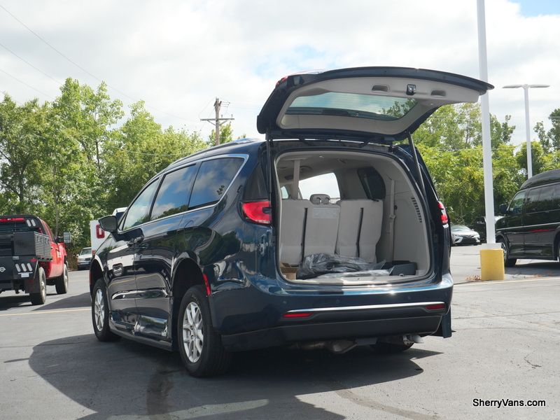 2021 Chrysler Pacifica - VMI Side-Entry Mobility | 30794AT - Paul ...