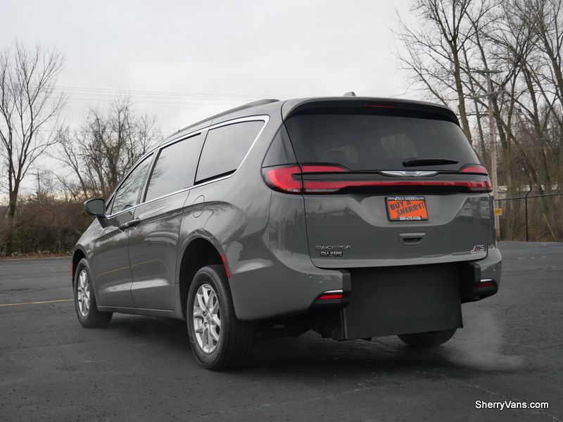 2022 Chrysler Pacifica - ATS Rear-Entry Mobility | CP17056T - Paul ...